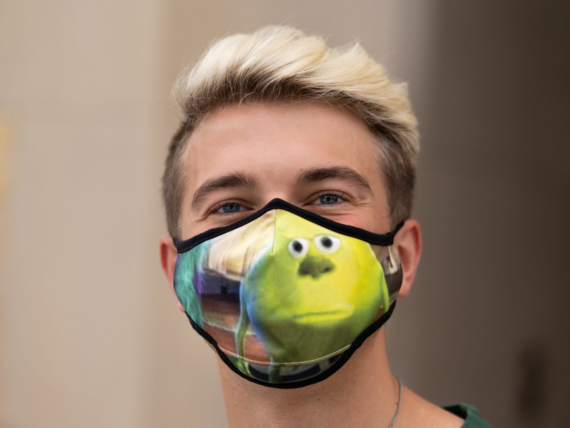 PHOTO SLIDESHOW: St. Thomas students share their best face coverings ...