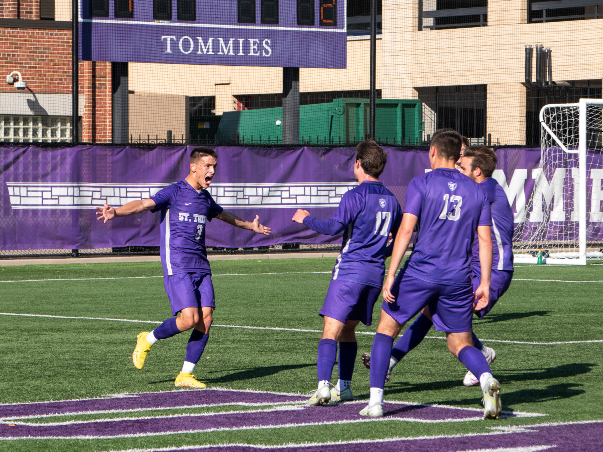 St. Thomas men’s soccer ties Green Bay 1-1, ready for conference play ...