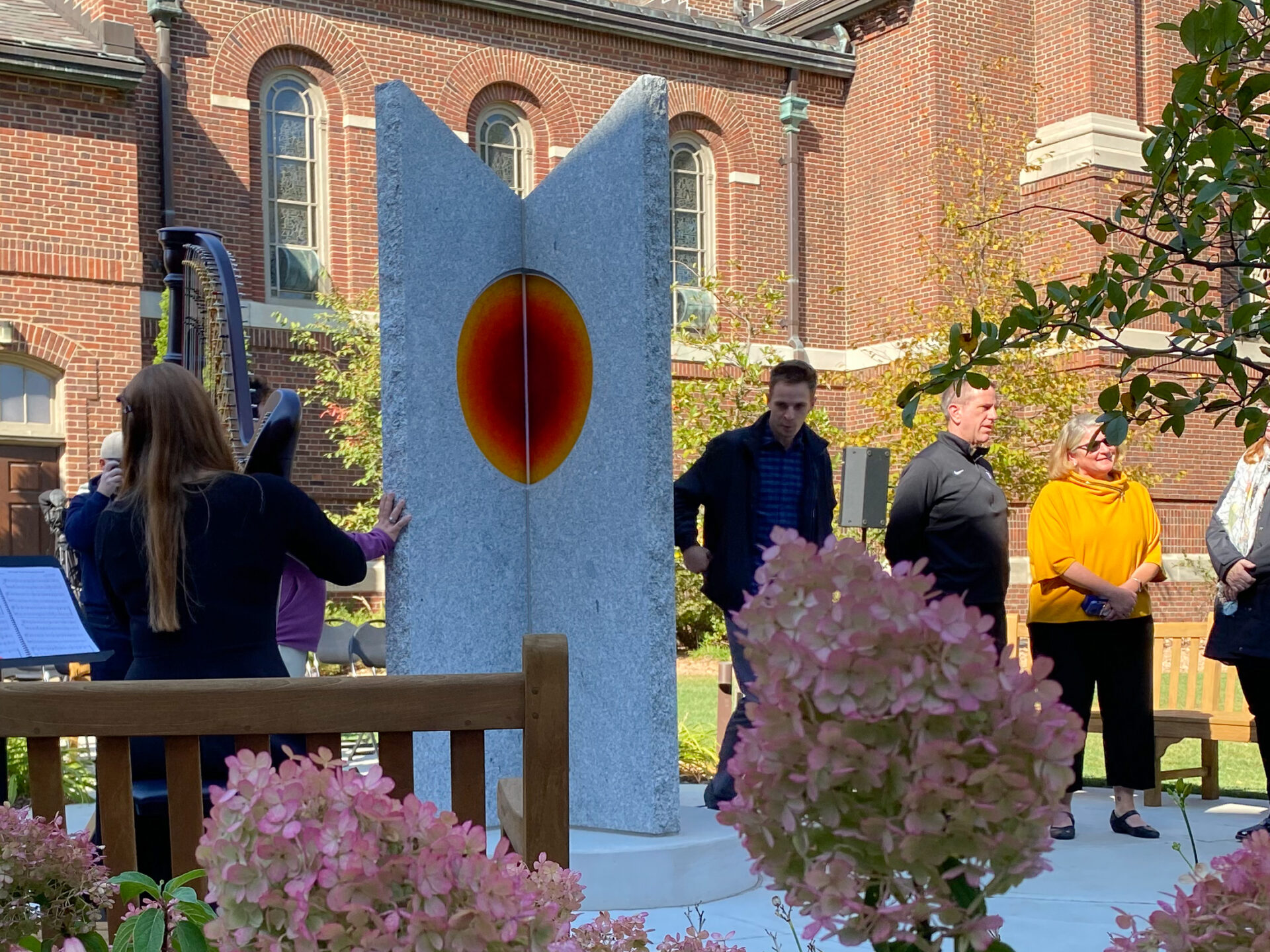 Student Memorial Sculpture dedicated to loss of students – TommieMedia