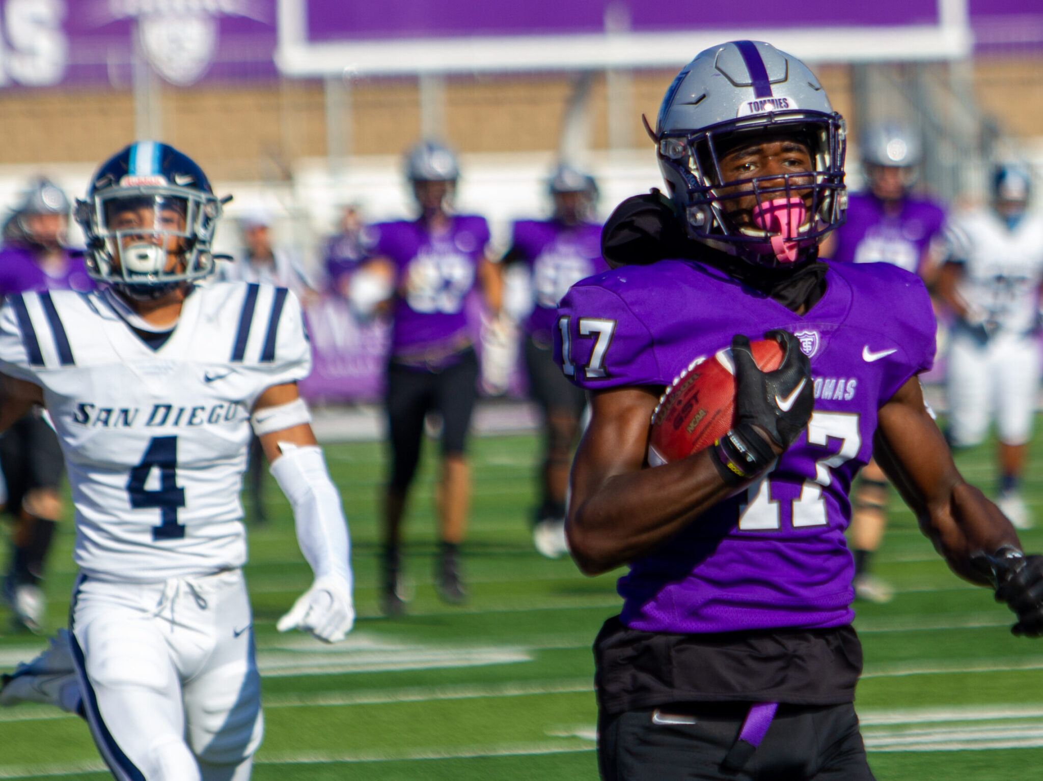 Wide receiver Andrew McElroy transfers to Northern Illinois University ...